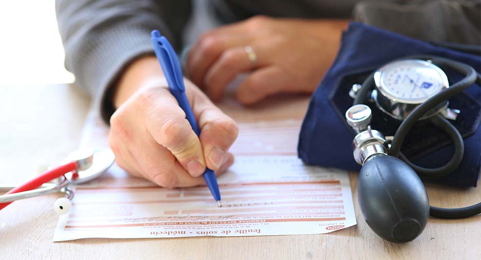 Comment remplir une feuille de soins en 2025 ? | La Ruche